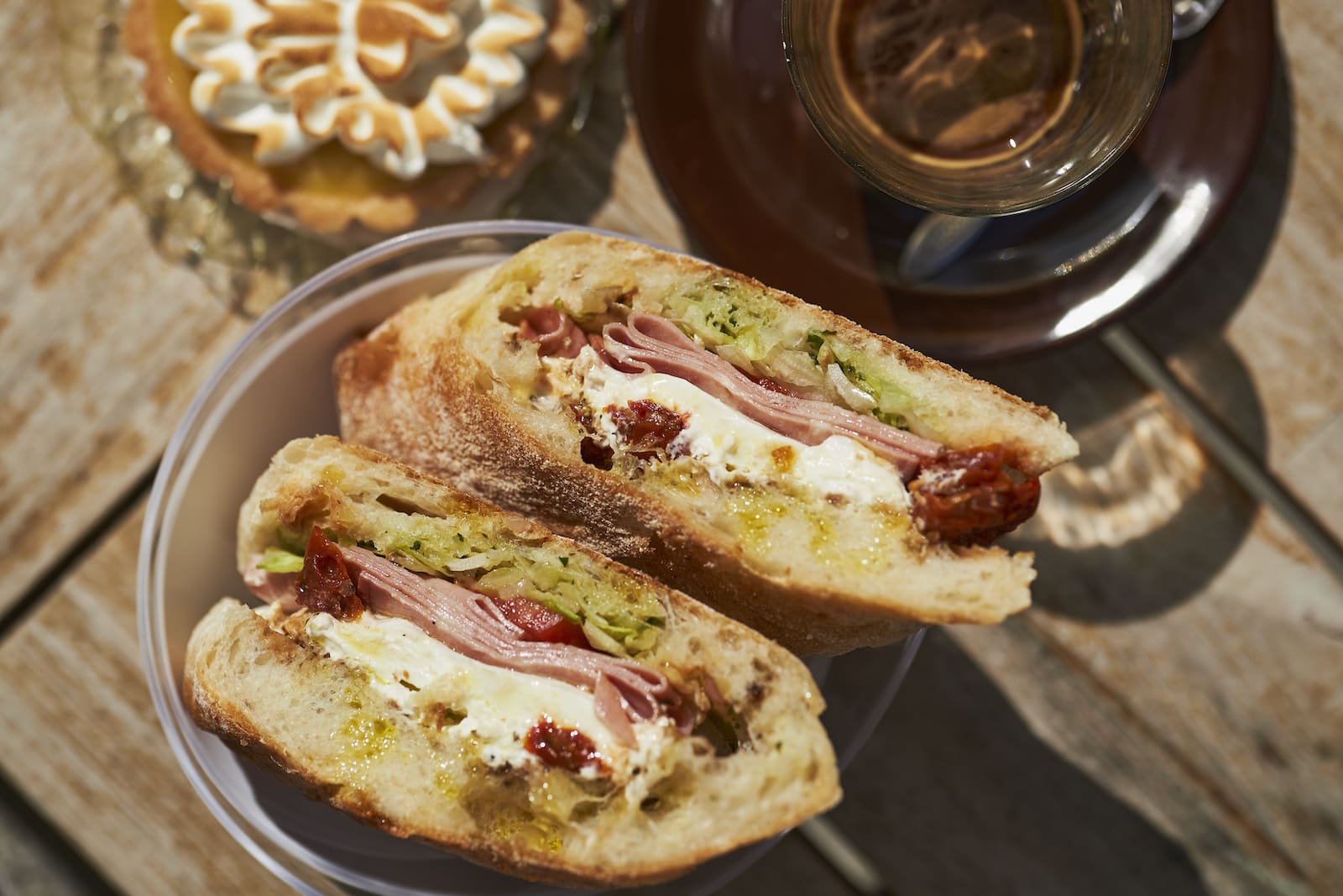 Dispensa: café, comptoir et épicerie italienne au coeur du Vieux ...