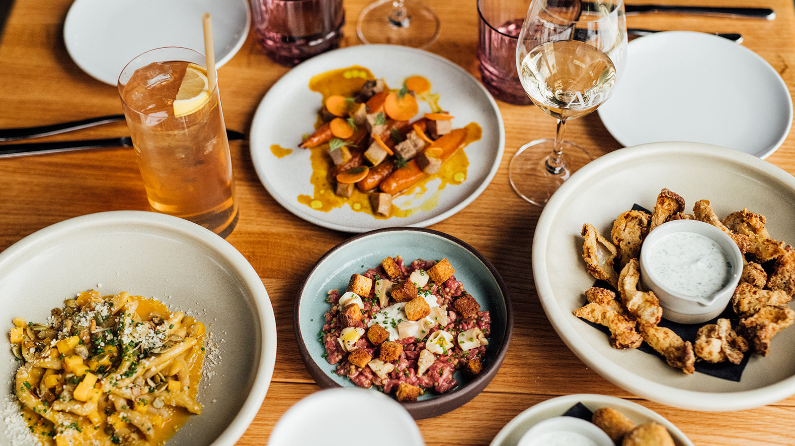 Annette : superbe bar à vin dans les Shop Angus - Tastet