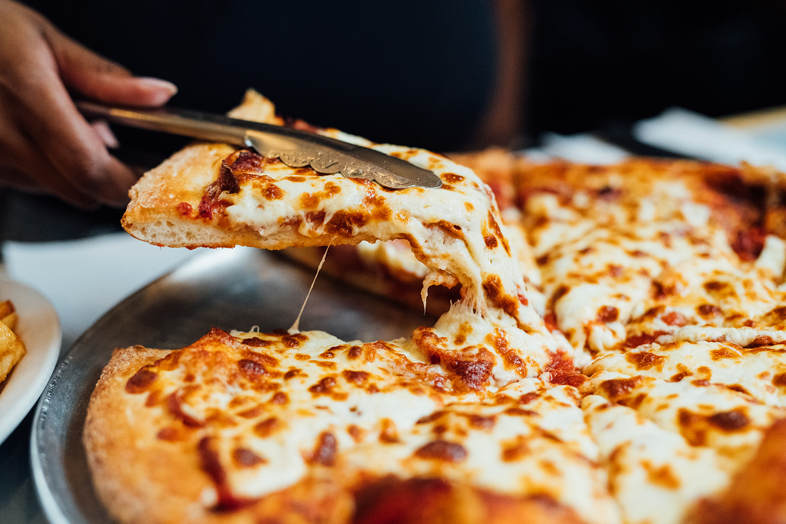 Gigi Pizzeria : une institution pour les amoureux de pizza à Pointe ...