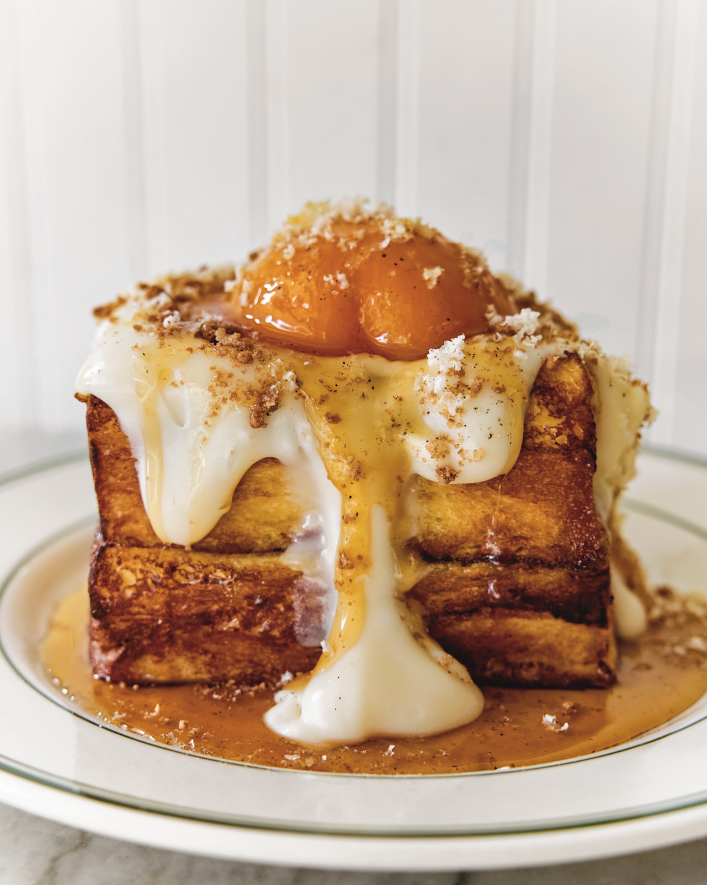 Recette de pain doré aux pêches pochées et ricotta du Arthurs - Tastet